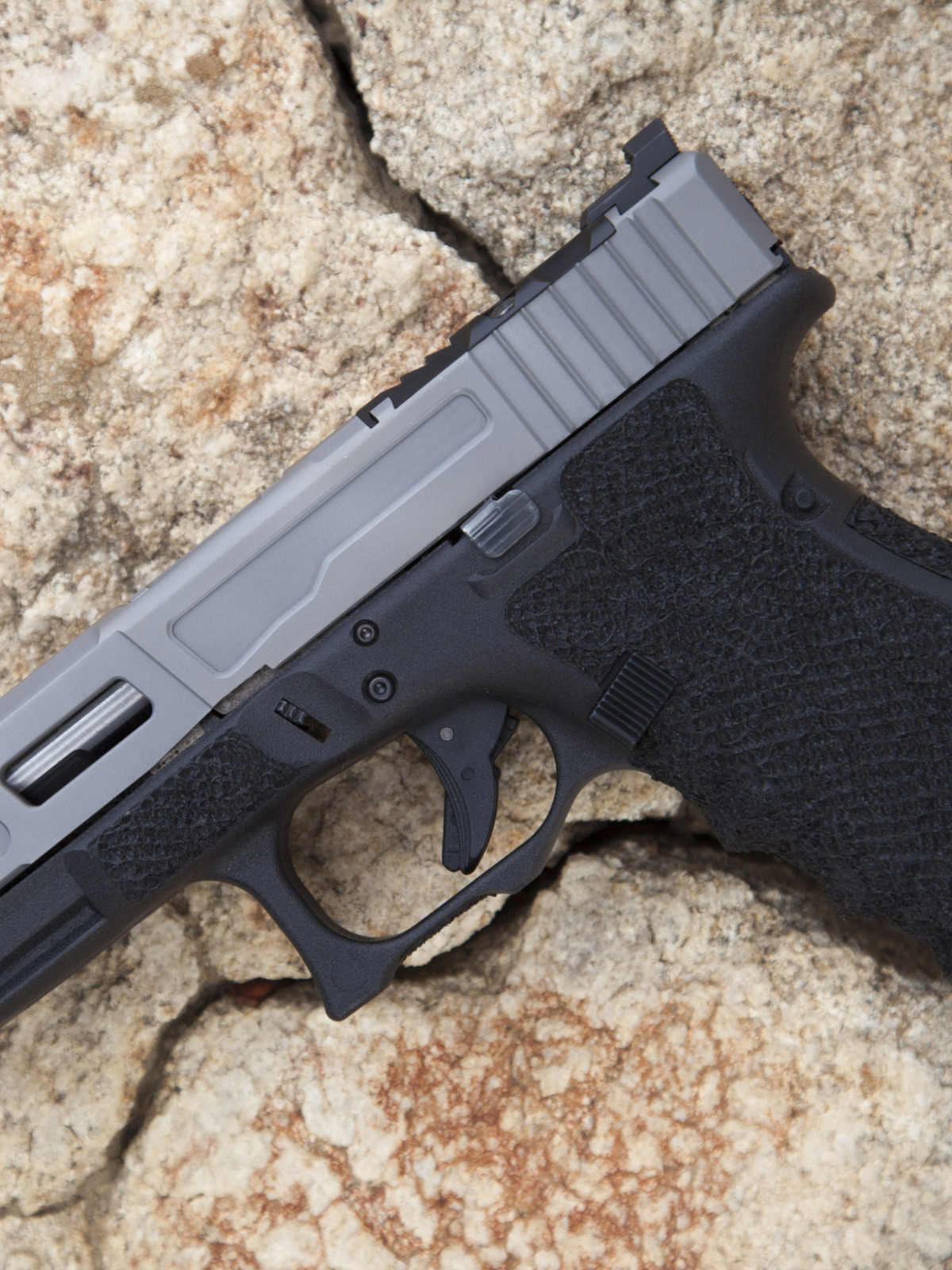 Download wallpaper gun, background, Glock 19, Mk 2, section weapon in resolution 1200x1600