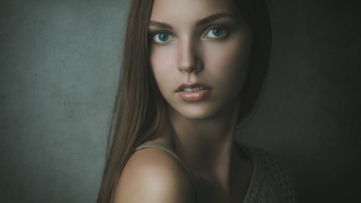 Download wallpaper girl, portrait, Austria, Vanessa, Graz, Michael ...