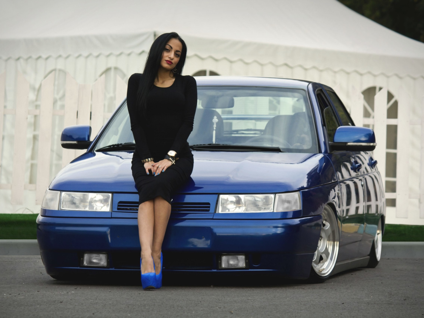 Download wallpaper girl, Lada, Lada, 2112, VAZ, section girls in resolution 1400x1050