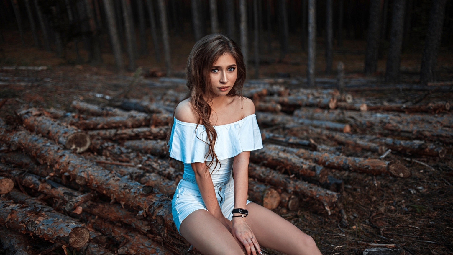 Download Wallpaper Look Trees Nature Pose Model Shorts Portrait