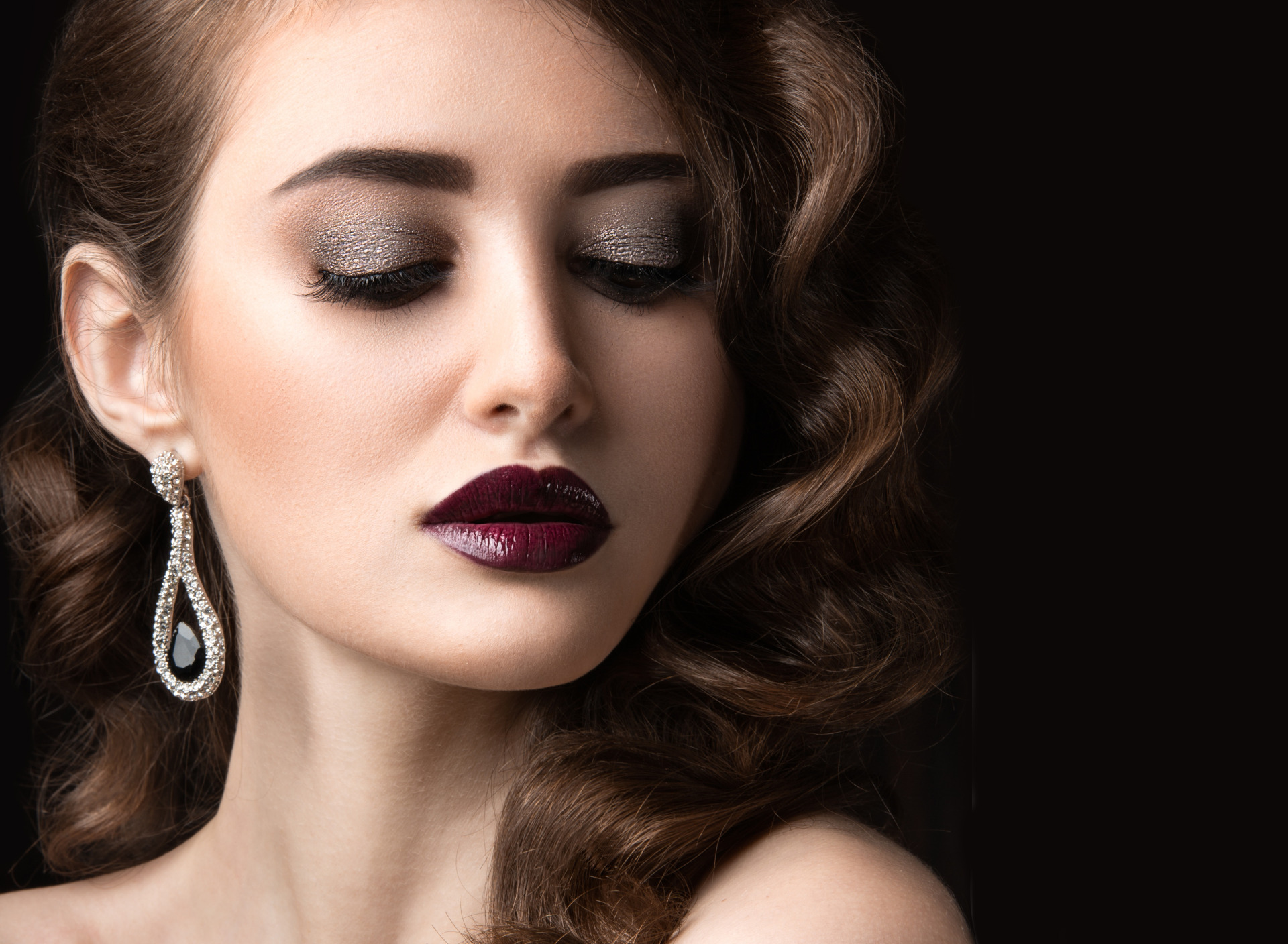 Download Wallpaper Girl Eyelashes Hair Makeup Lipstick Hairstyle