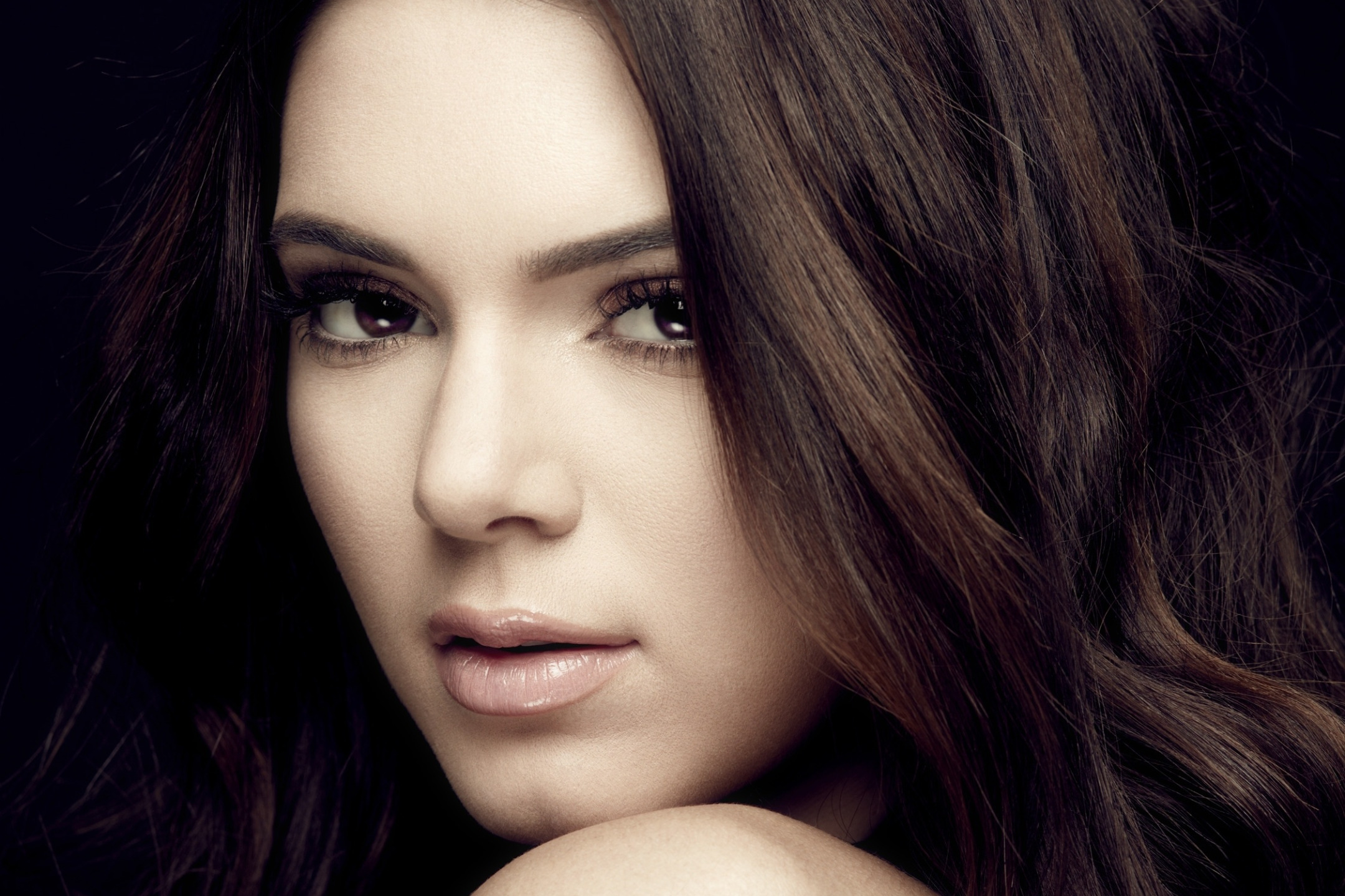 Download Wallpaper Kendall Jenner Model Portrait Section Girls In Resolution 2160x1440