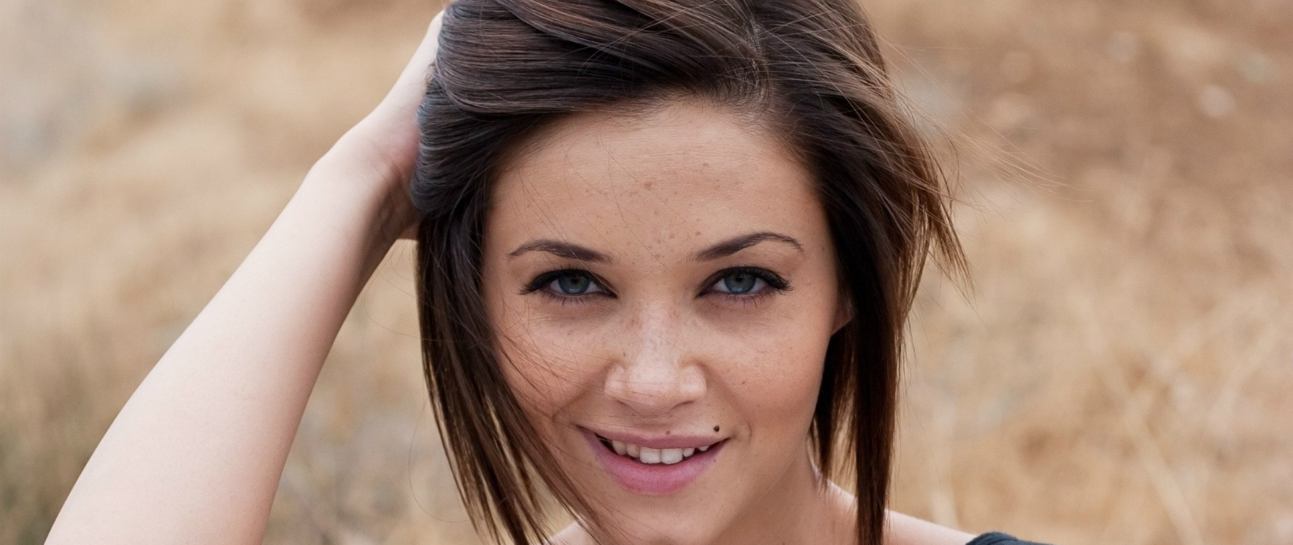 Download wallpaper women, faces, Sierra Love, section girls in resolution 2560x1080