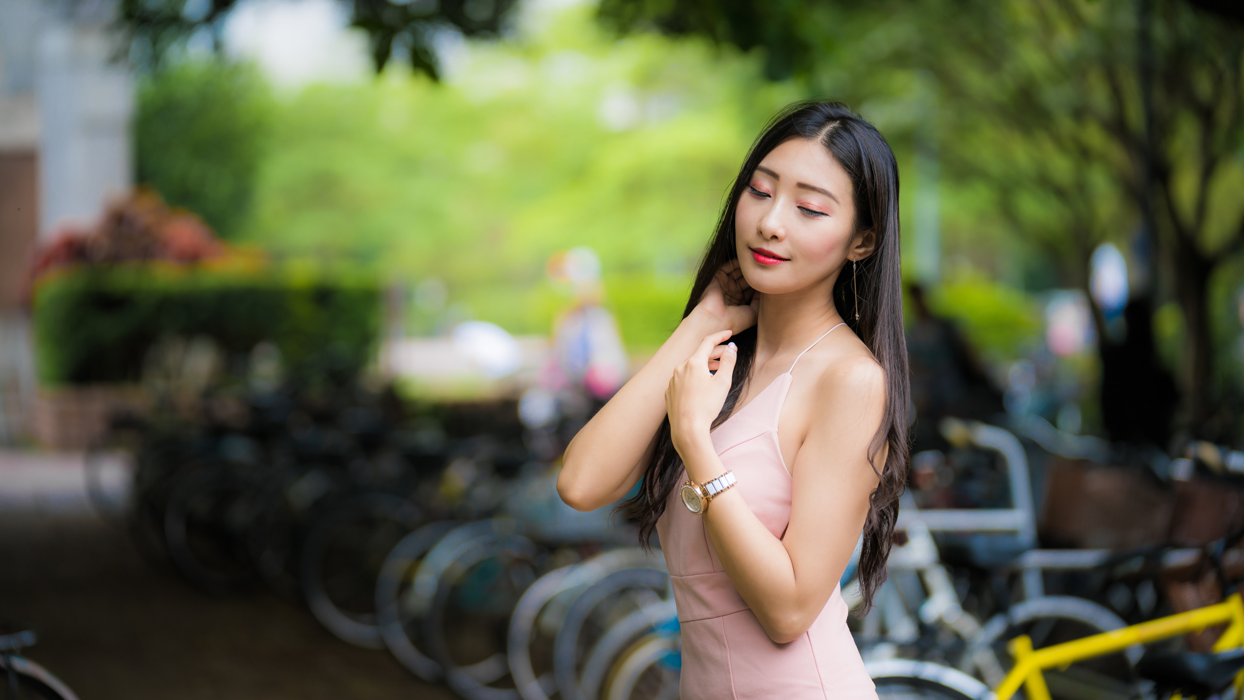 Download wallpaper girl, Asian, cutie, bokeh, section girls in resolution 2560x1440