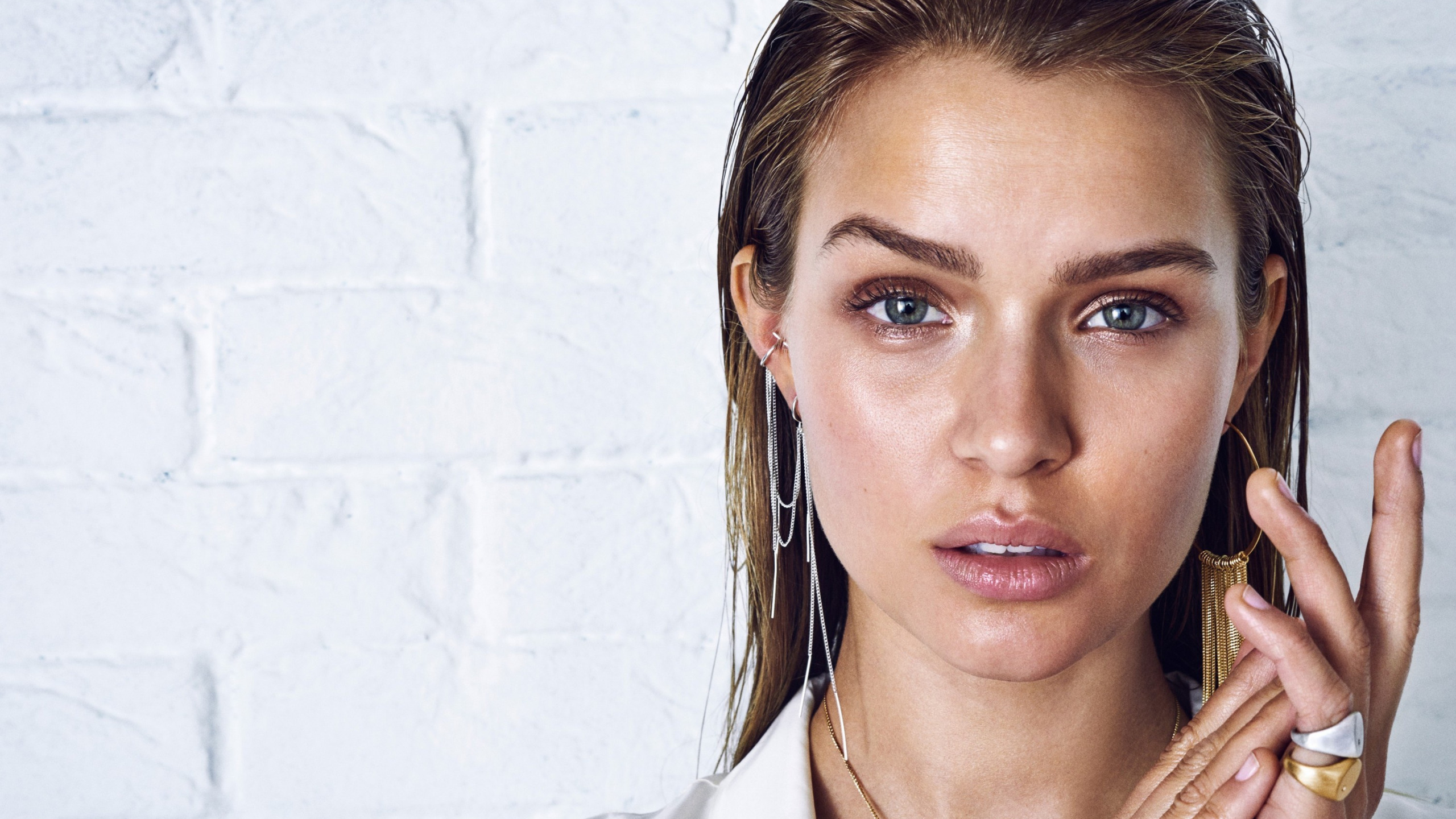 Download wallpaper look, pose, model, makeup, model, look, pose, Victoria’s Secret, section ...