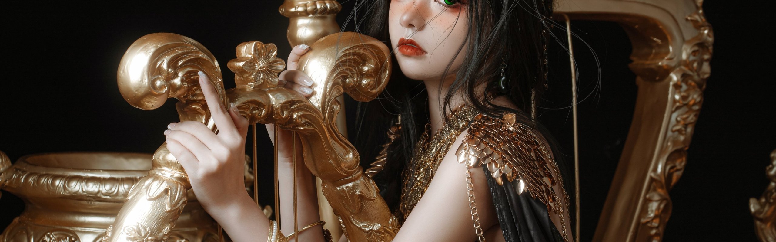Download Wallpaper Gold Black Brunette Asian Cutie Green Eyes