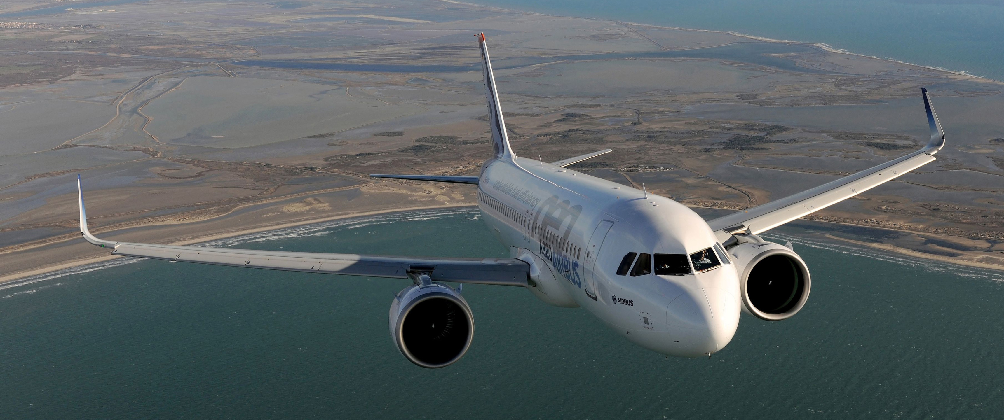 Download wallpaper Sea, Shore, Airbus, Airliner, Airbus A320, A320, Airbus A320neo, section ...