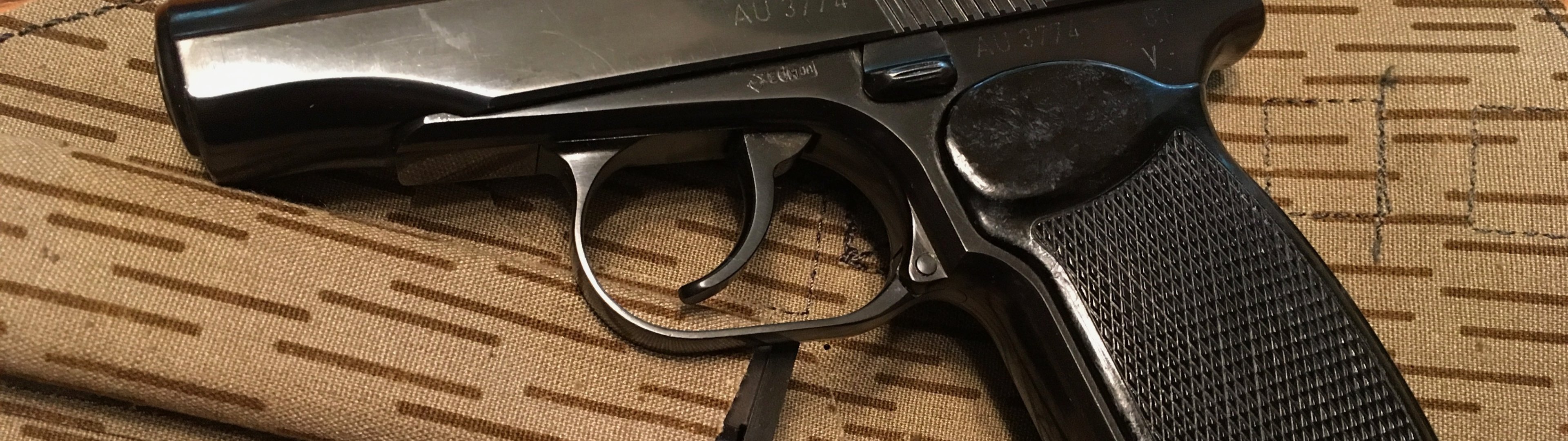 Download wallpaper The Makarov Pistol, GDR, Makarov, section weapon in ...