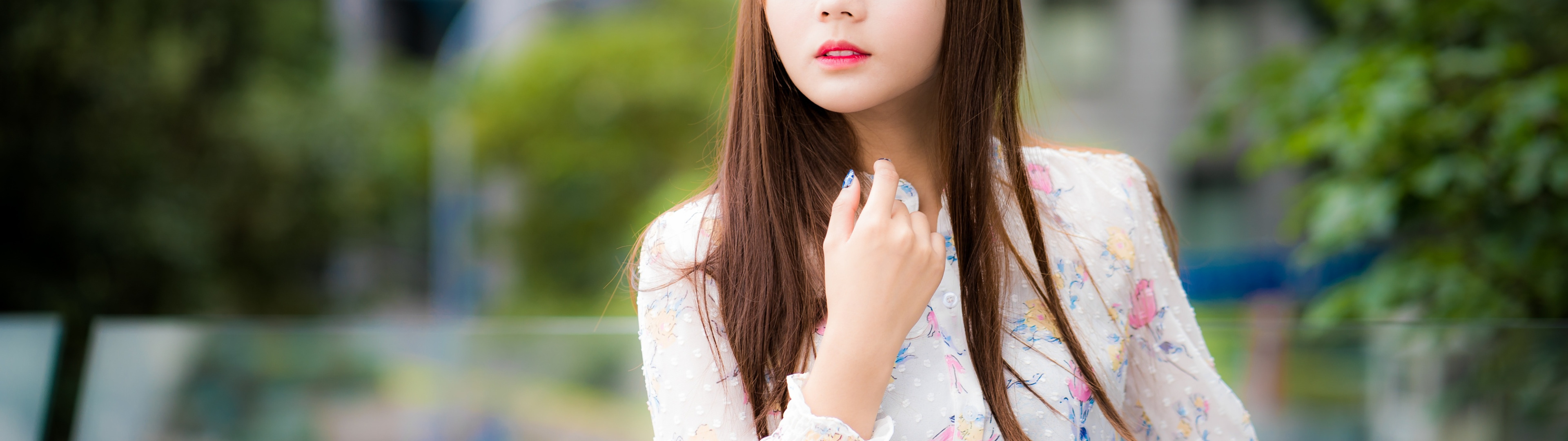 Download wallpaper girl, Asian, cutie, bokeh, section girls in resolution 3840x1080