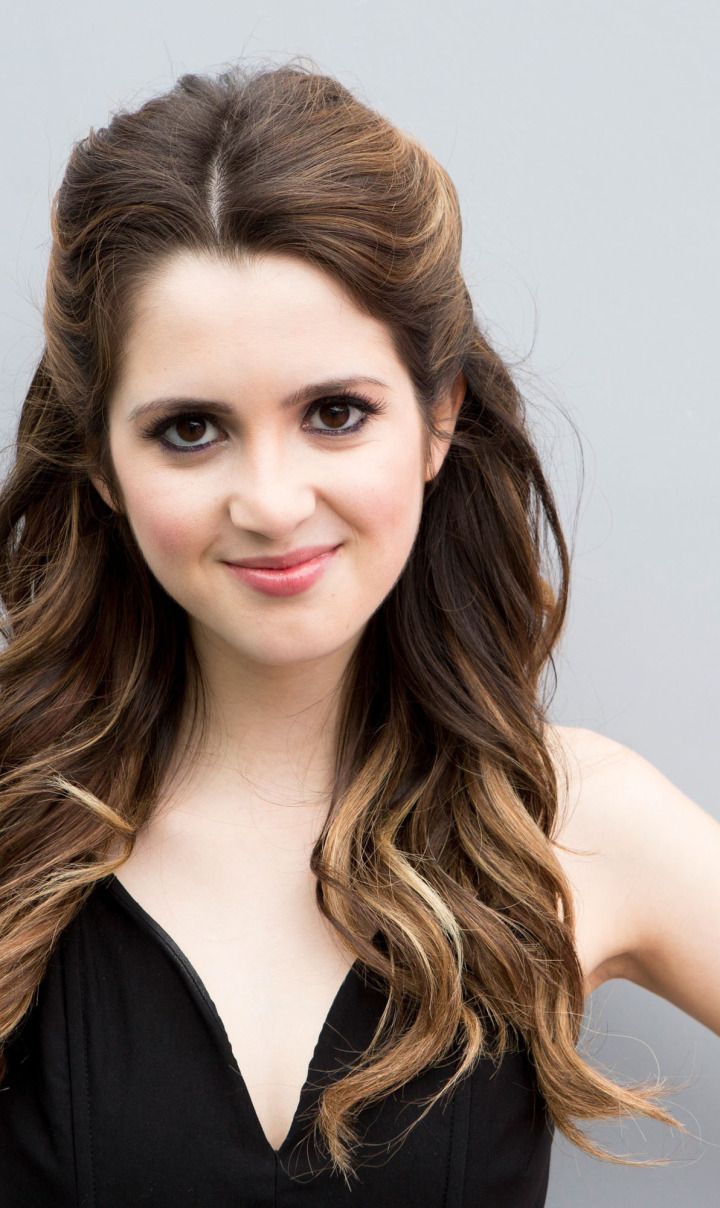 Download wallpaper girl, long hair, smile, face, Laura Marano, section ... Download wallpaper girl, long hair, smile, face, Laura Marano, section ...