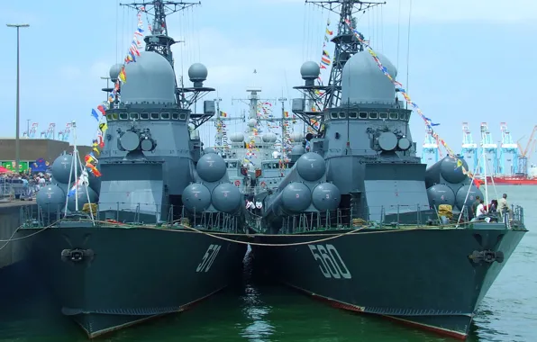 Download wallpaper ships, Passat, small, rocket, Swell, project 1234 ...