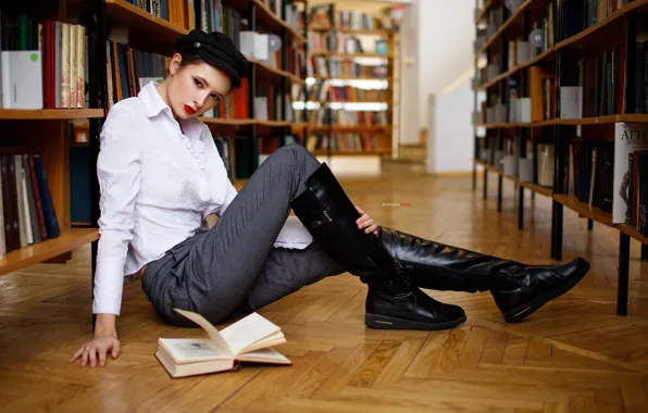 Download wallpaper books, Girl, boots, Maxim Romanov, Disha Shemetova ...