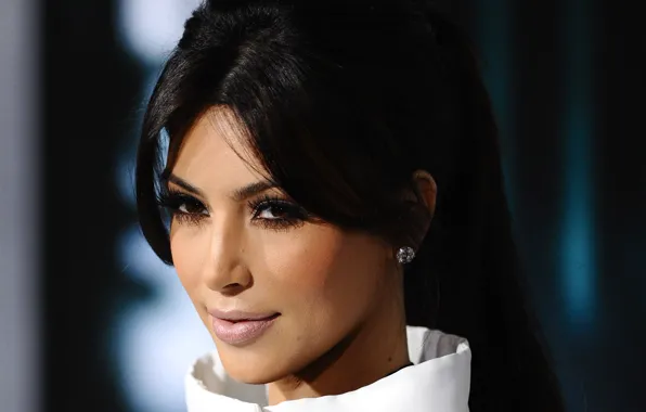 Download wallpaper look, model, actress, brunette, Kim Kardashian ...