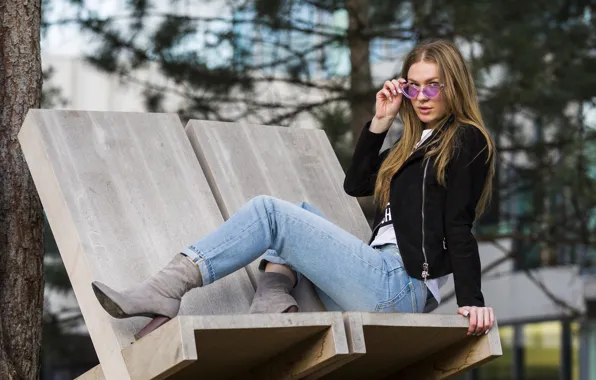 Download wallpaper look, girl, Lidija, section girls in resolution ...