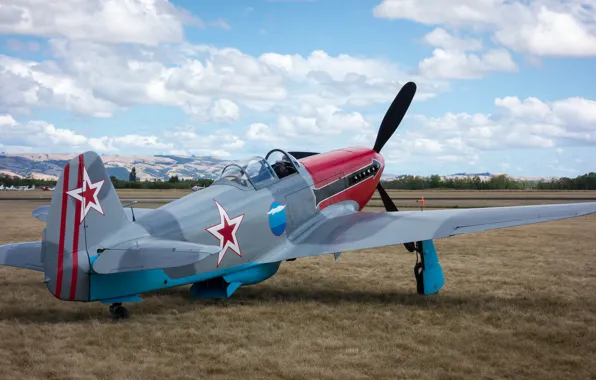 Download wallpaper fighter, Soviet, single-engine, The Yak-3, Yak-3 ...