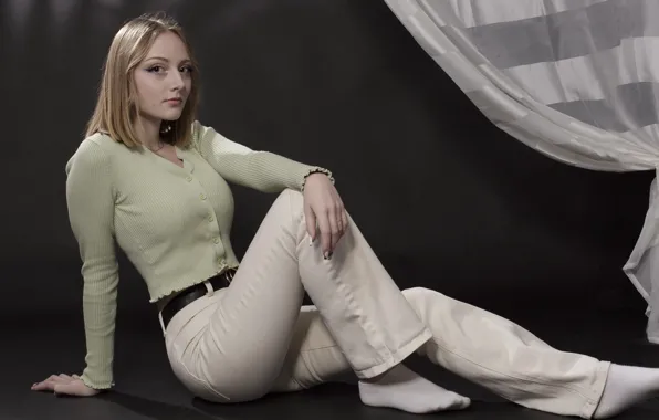 Download wallpaper look, girl, background, section girls in resolution ...