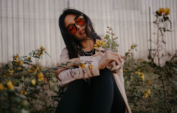 Download wallpaper Girl, Flower, Relax, Peaceful, Woman, Sun Glasses ...