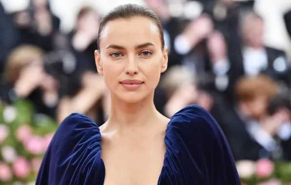 Download wallpaper look, pose, model, makeup, hairstyle, Irina Sheik ...