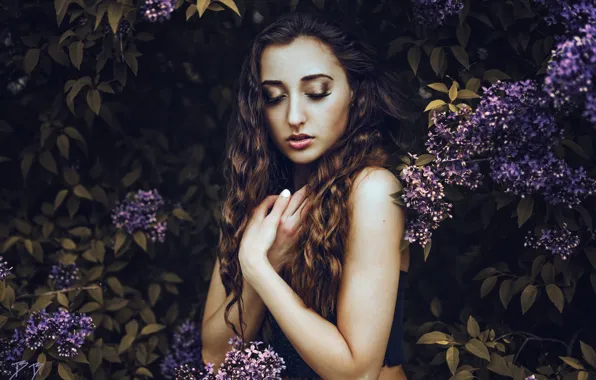 Download wallpaper girl, portrait, lilac, section girls in resolution ...