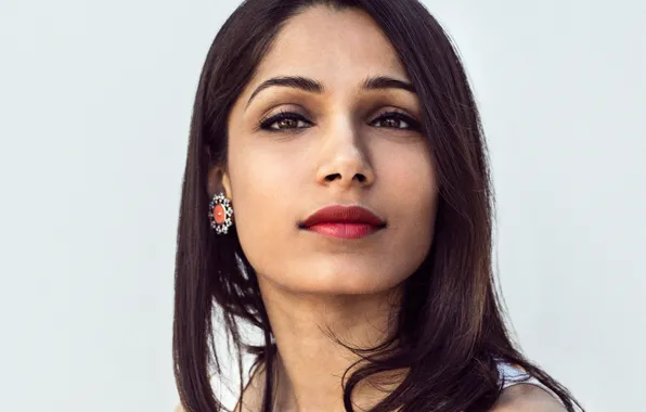 Wallpaper girl, face, actress, beauty, Freida Pinto for mobile and ...