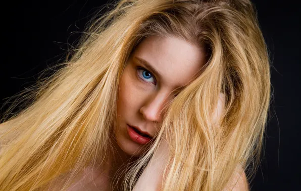 Wallpaper portrait, mole, sponge, Ariel Grabowski, Mariia for mobile ...