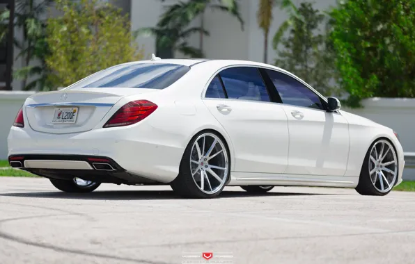 Download wallpaper machine, auto, Mercedes, Mercedes, Benz, wheels ...