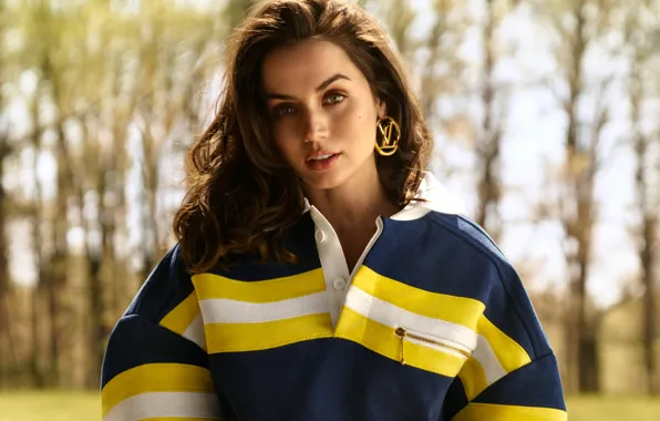 Download wallpaper actress, brunette, jacket, beautiful, Ana de Armas ...