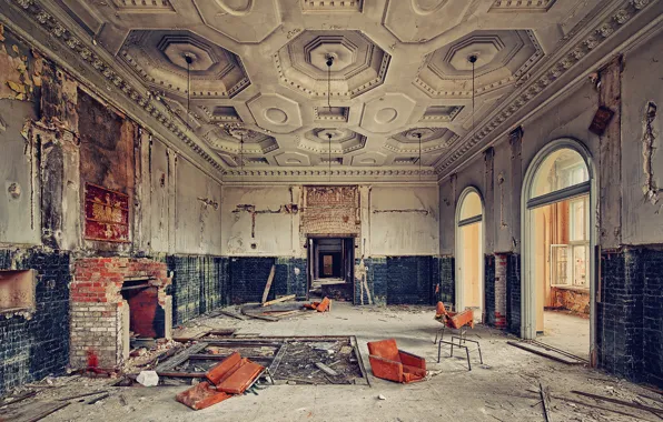 Download wallpaper room, palace, fireplace, abandoned, hall, salon ...