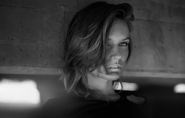 Download Wallpaper Black And White Model Look Sexy Section Girls In Resolution 1200x1600