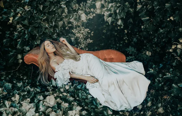 Wallpaper summer, leaves, girl, branches, nature, pose, sofa, thickets ...