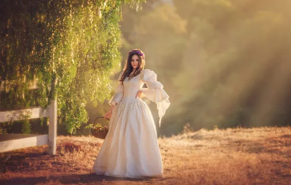 Wallpaper basket, dress, Sunny, wreath, Edie Layland, Princess Ella for ...