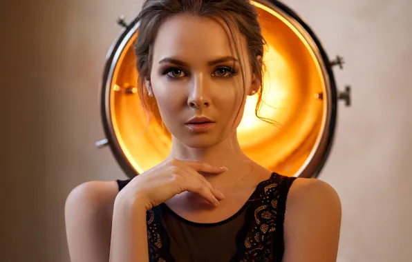 Download wallpaper look, face, pose, background, model, lamp, hand ...