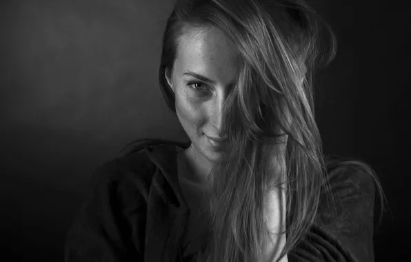 Download wallpaper smile, freckles, monochrome, Hans Jörg Leth, section ...