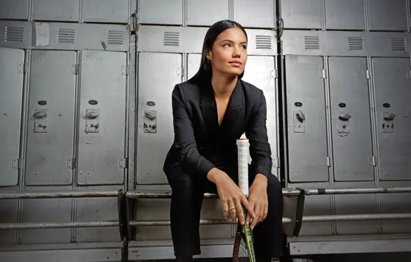 Download wallpaper girl, beautiful, brunette, racket, professional ...