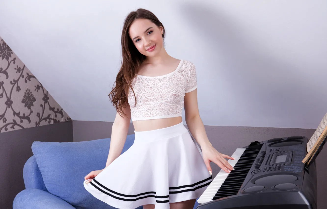 Wallpaper Girl, Brunette, Smile, White, Sabrina, Musician, Slim, Face ...