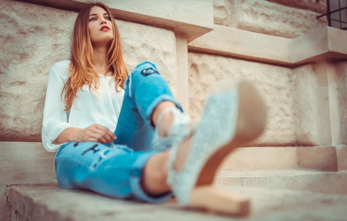 Wallpaper look, girl, photo, jeans, blouse, Laura Z, Marco Squassina ...