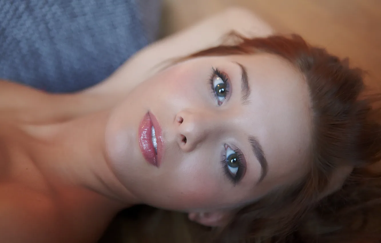 Wallpaper model, Anna Tatu, portrait, close up, sensual gaze for mobile and desktop, section ...