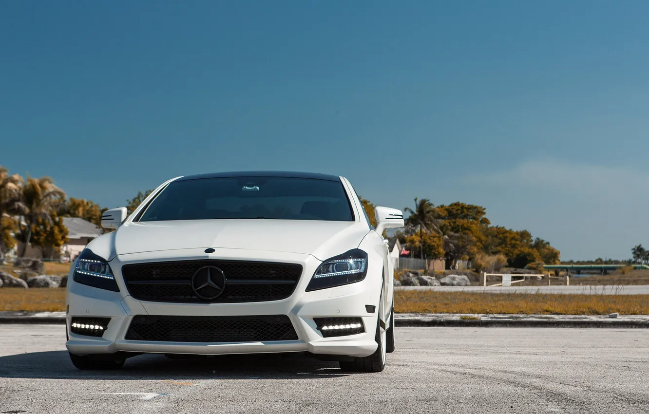 Wallpaper Mercedes, White, the front, Matte, CLS 550 for mobile and ...