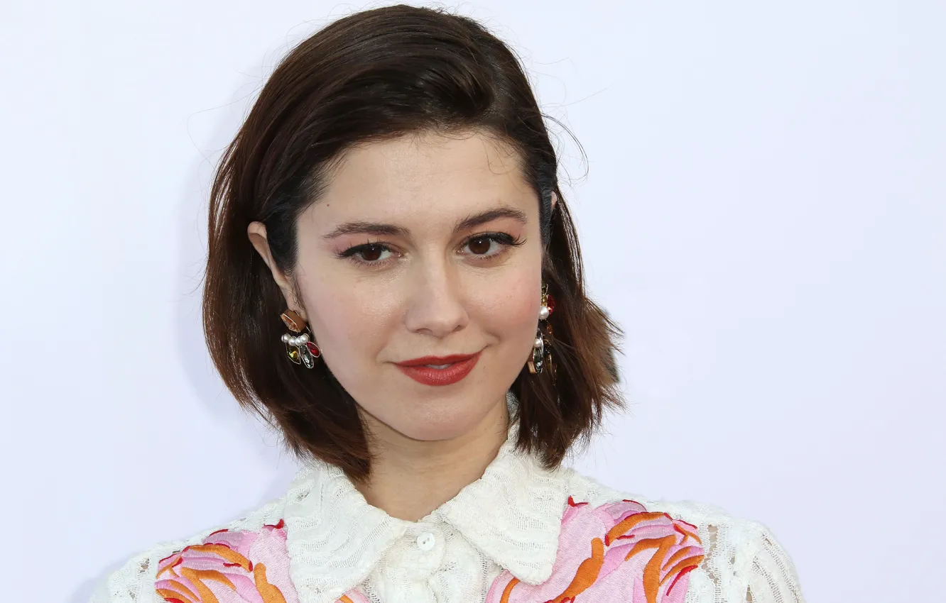 Wallpaper look, makeup, actress, singer, hair, Mary Elizabeth Winstead ...