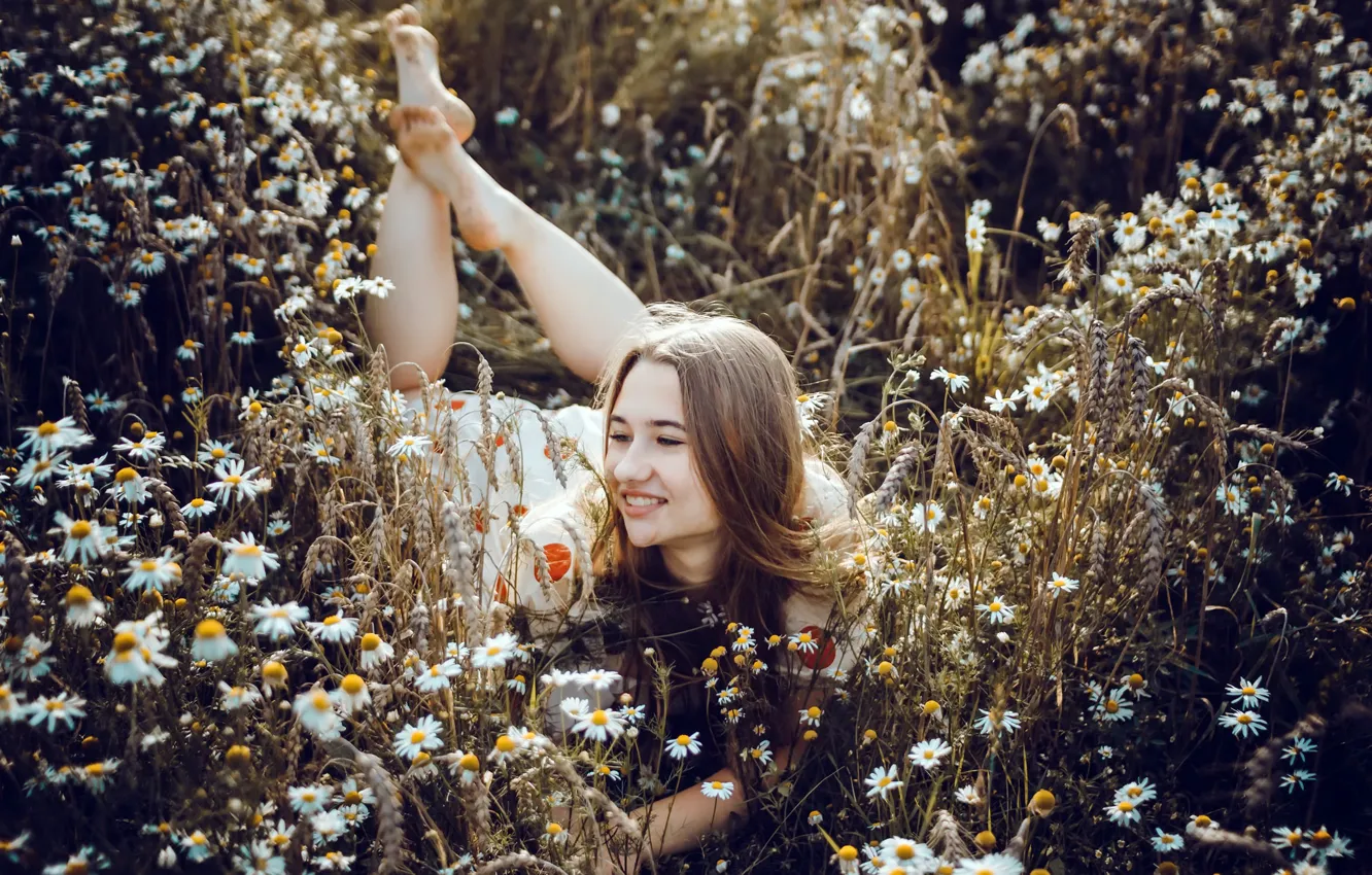 Wallpaper Summer Girl Chamomile For Mobile And Desktop Section