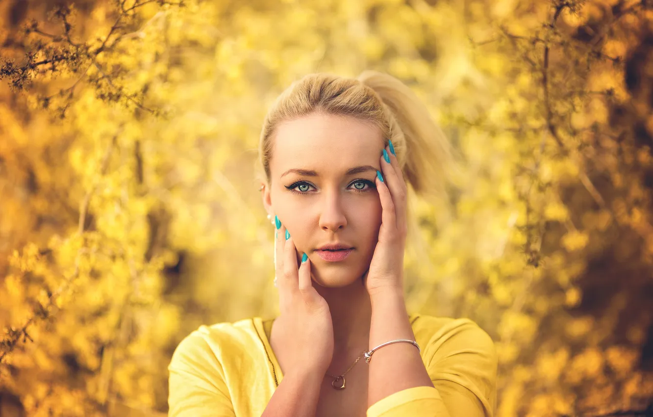 Wallpaper look, girl, face, pose, portrait, makeup for mobile and ...