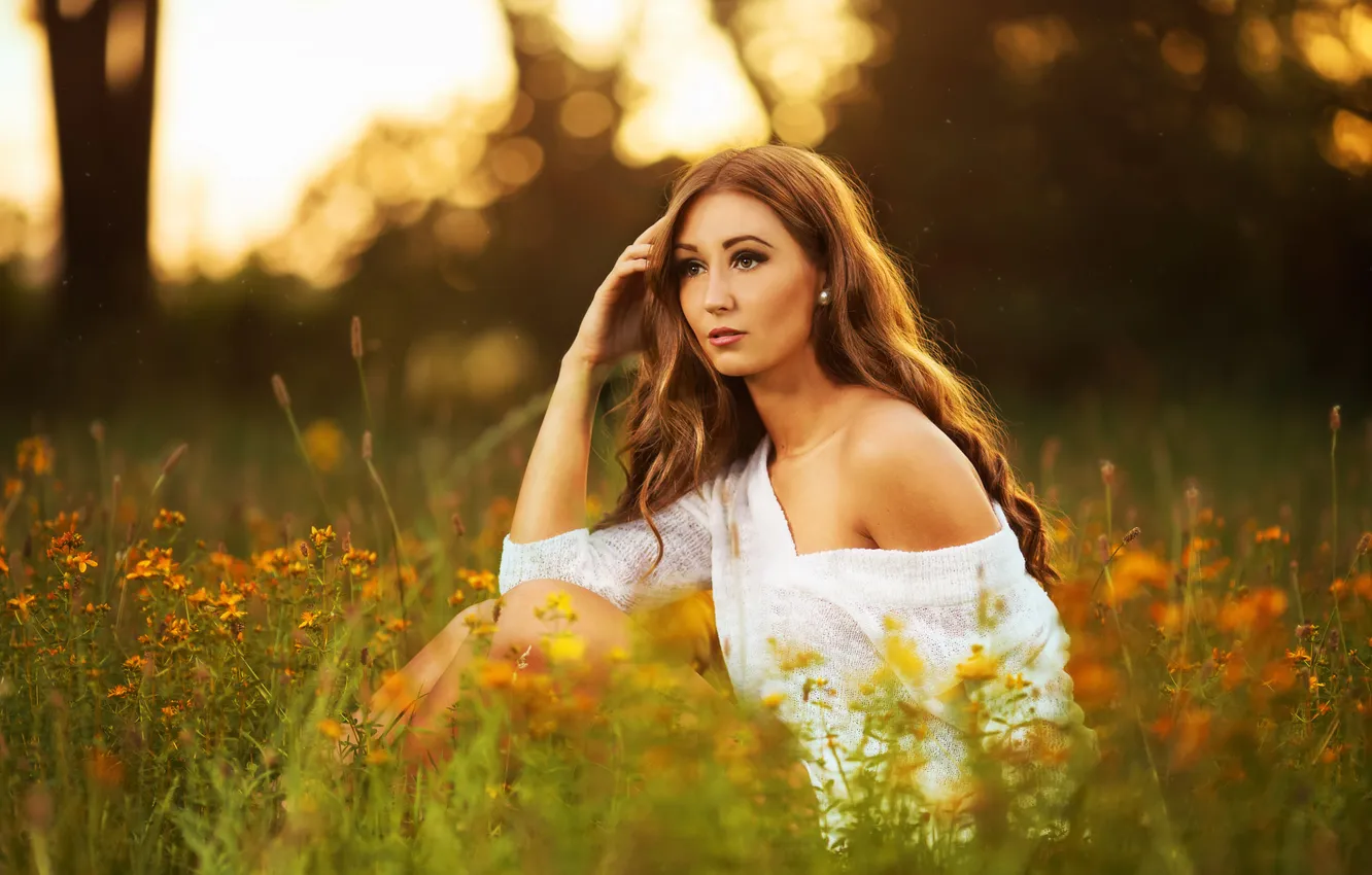 Wallpaper look, girl, face, pose, portrait, makeup for mobile and ...