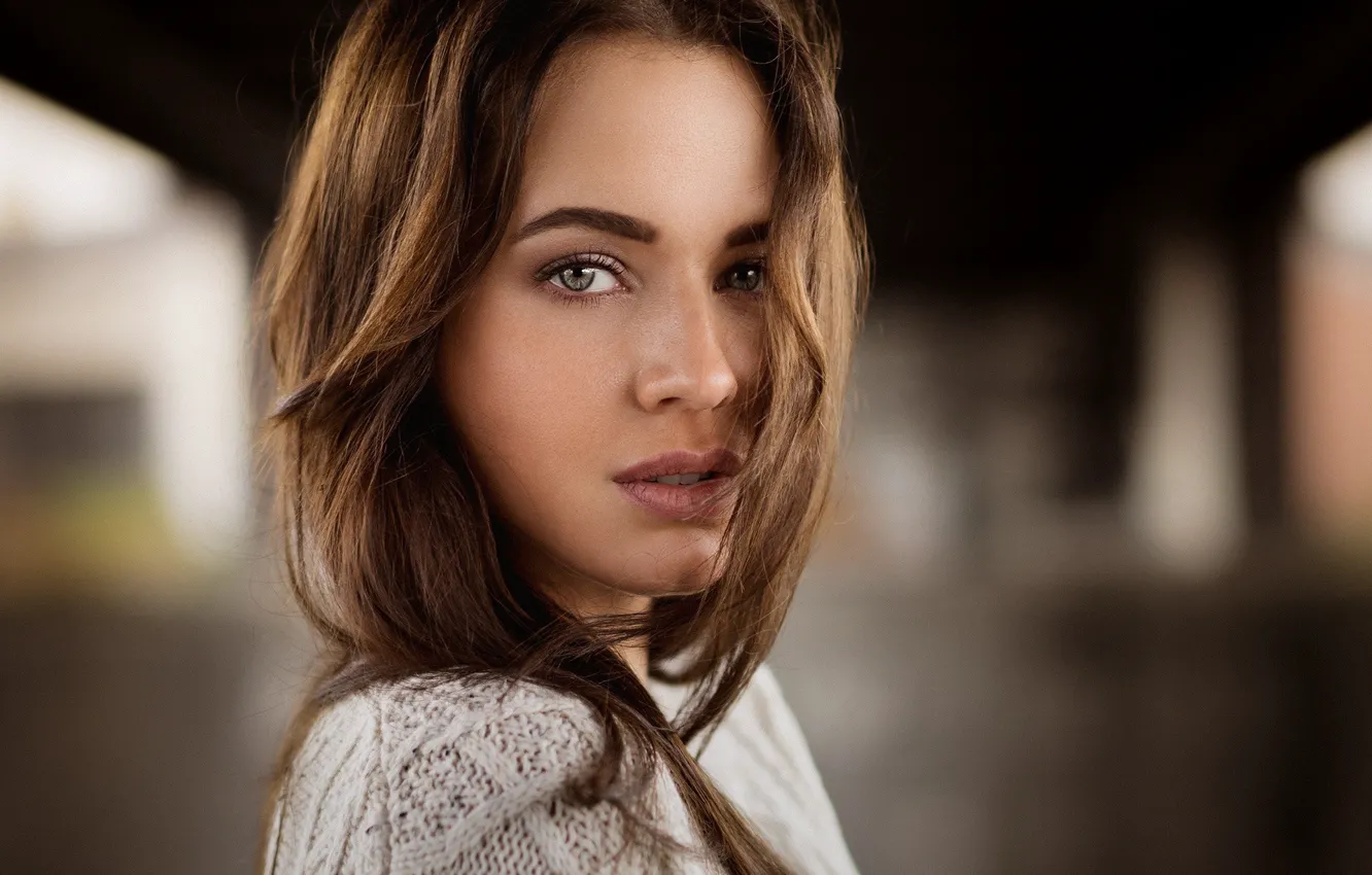 Wallpaper Look Close Up Model Portrait Makeup Hairstyle Brown