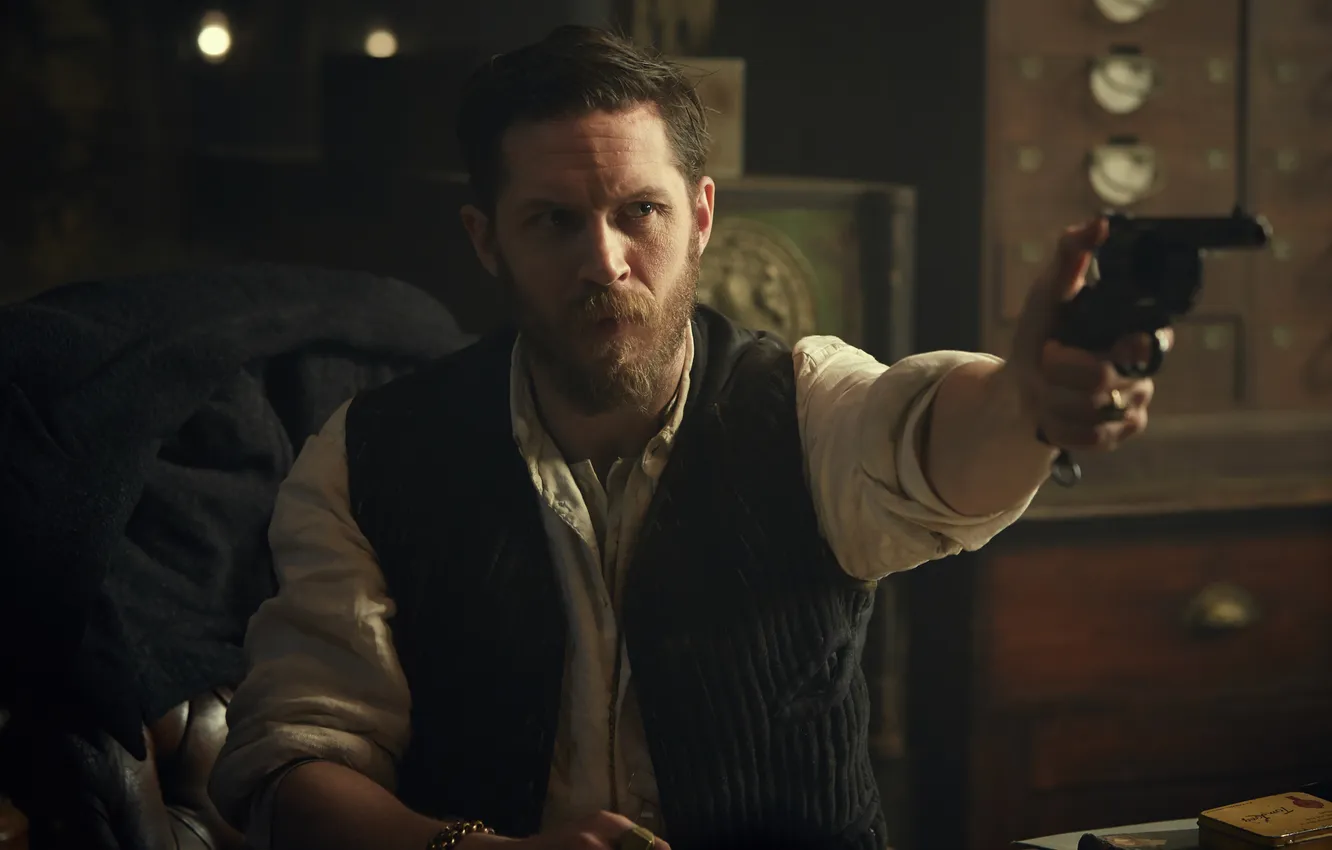Wallpaper gun, beard, Tom Hardy, Tom Hardy, Peaky Blinders, TV series ...