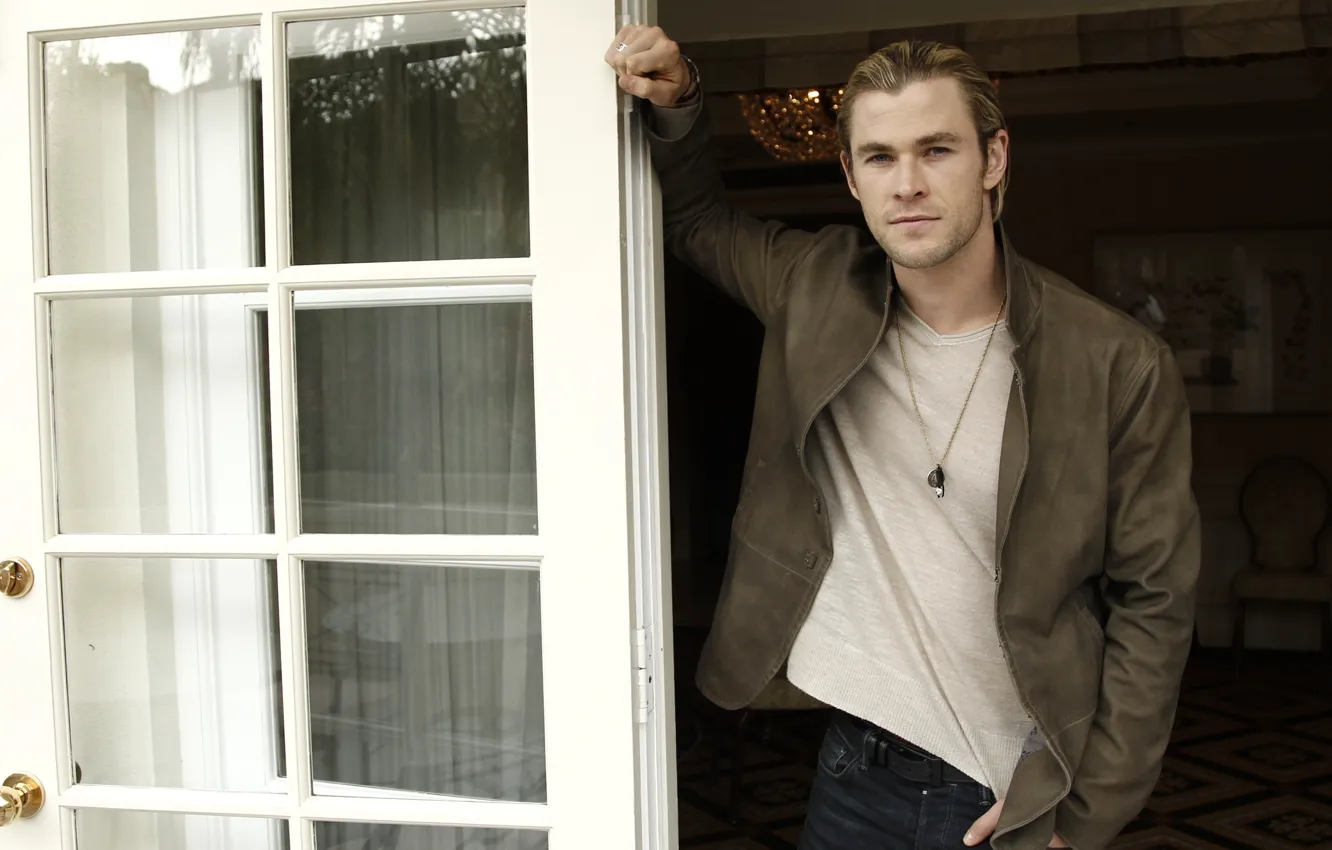 Wallpaper door, actor, male, actor, Chris Hemsworth, Chris Hemsworth ...