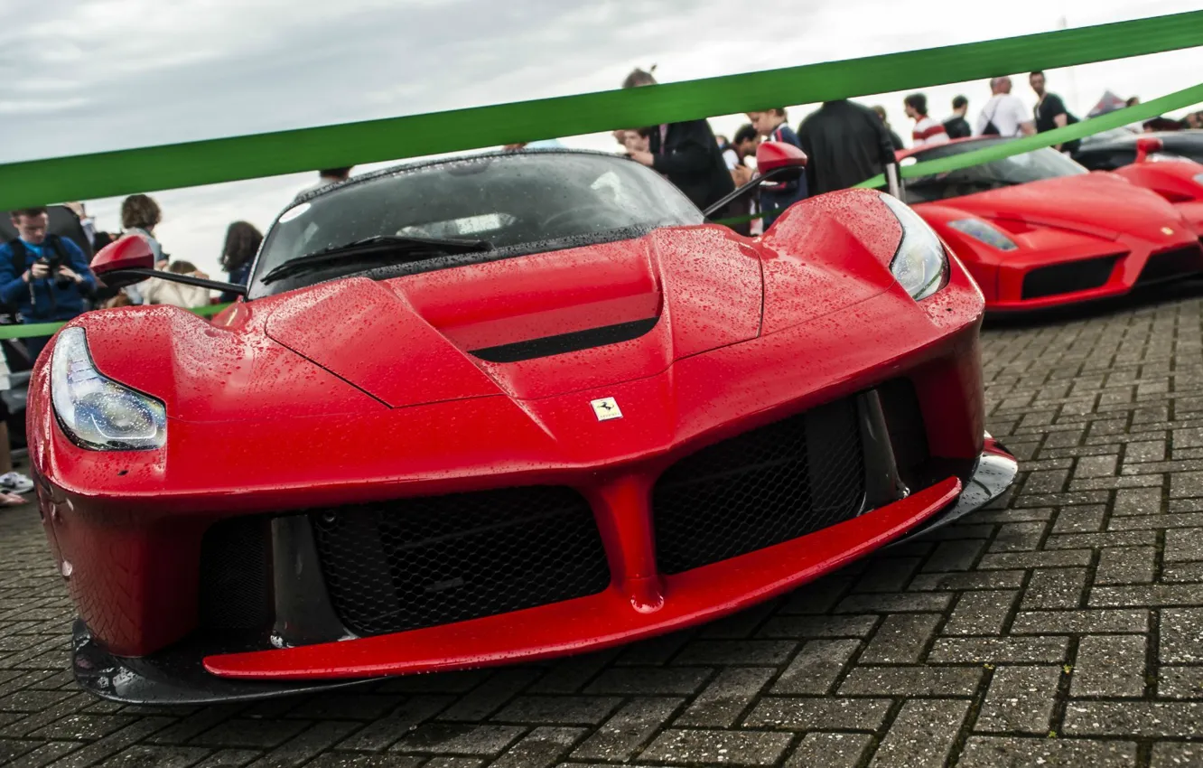 Wallpaper drops, city, people, rain, Red, The city, Ferrari, area for ...