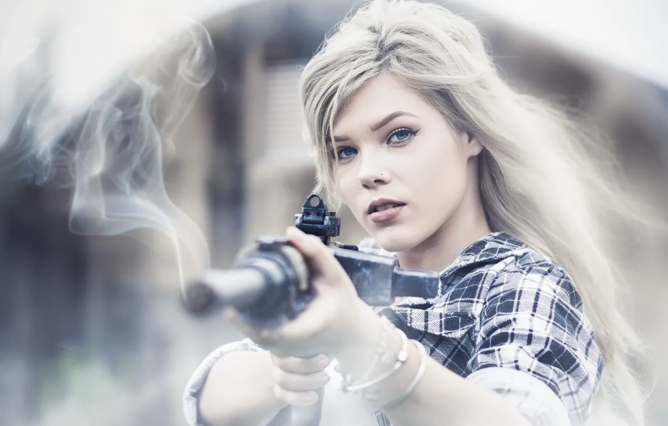 Wallpaper girl, weapons, shot for mobile and desktop, section девушки ...