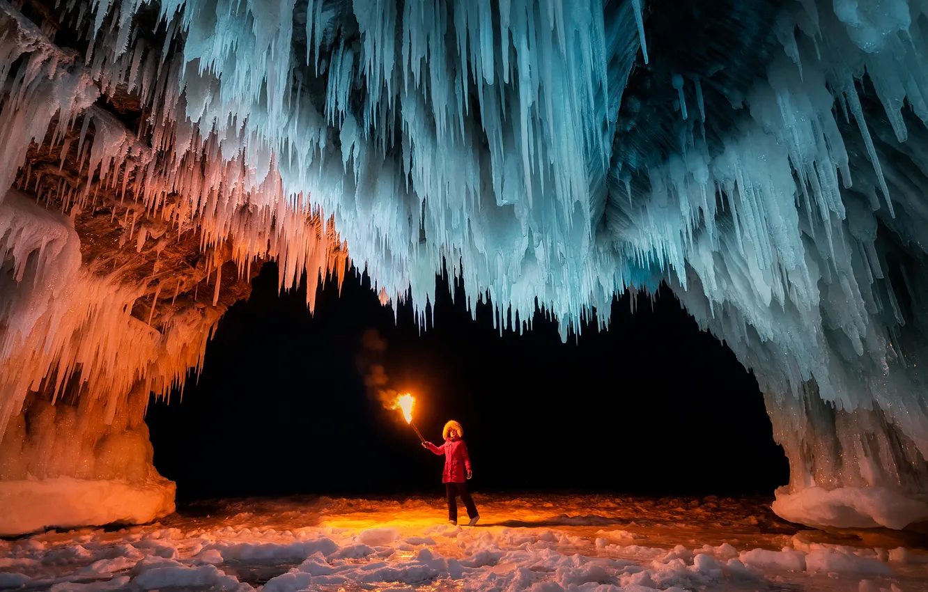 Wallpaper ice, Explorer, Torch, Flare, stalactites for mobile and ...