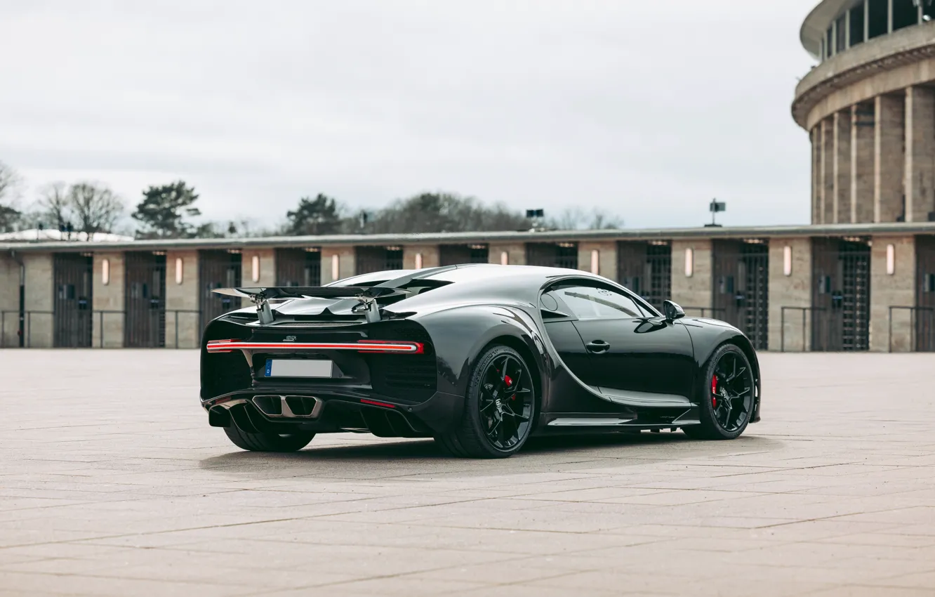 Wallpaper Bugatti, rear view, Chiron, Bugatti Chiron for mobile and ...