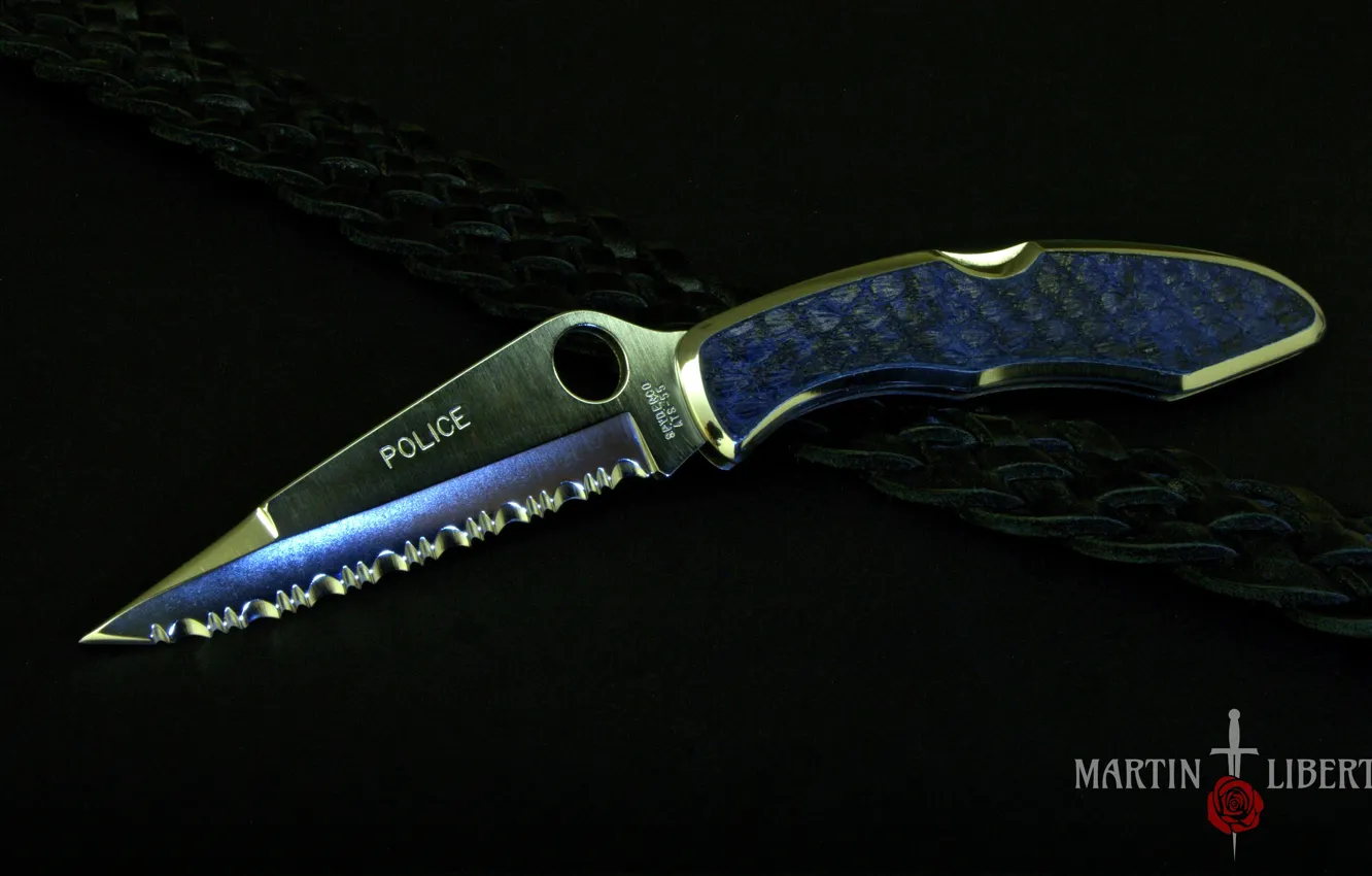 Wallpaper the dark background, police, knife, police, spyderco ...